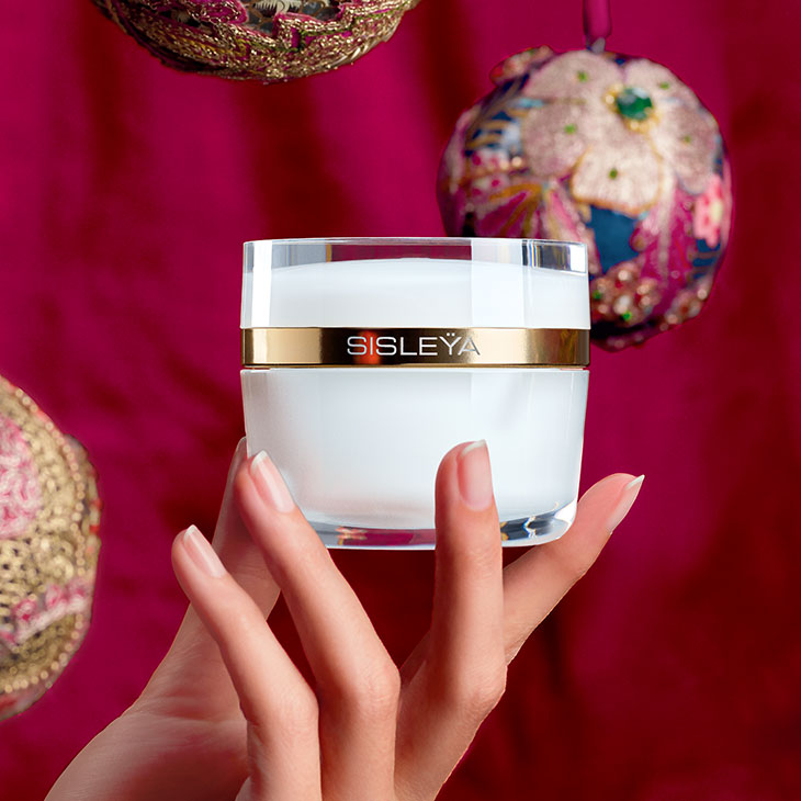 2022 Holiday Gift Guide - Sisley Paris