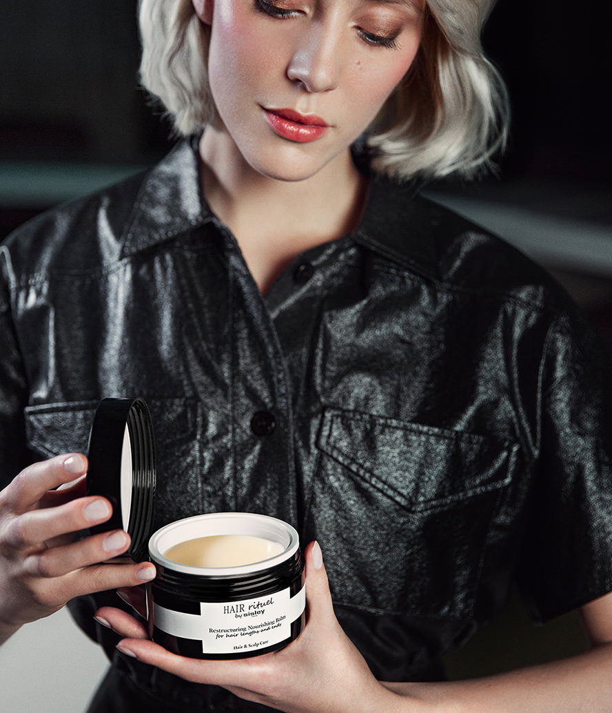 How to master the art of blow-drying - Sisley Paris